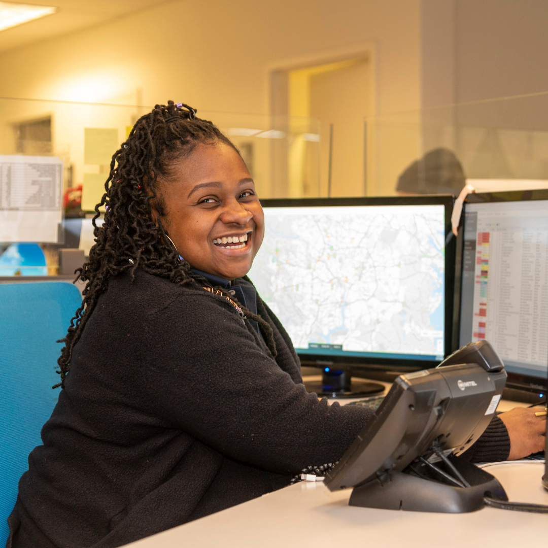 What Does a Dispatcher Do? A Day Inside Courier Dispatch Operations